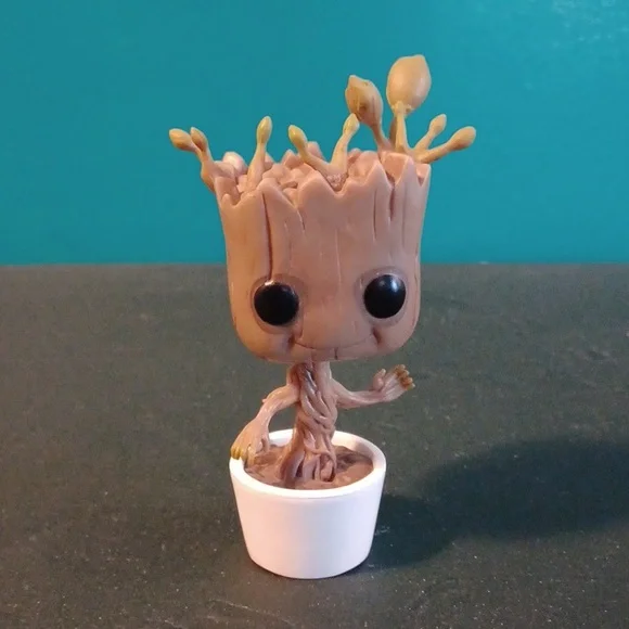 dancing groot pop